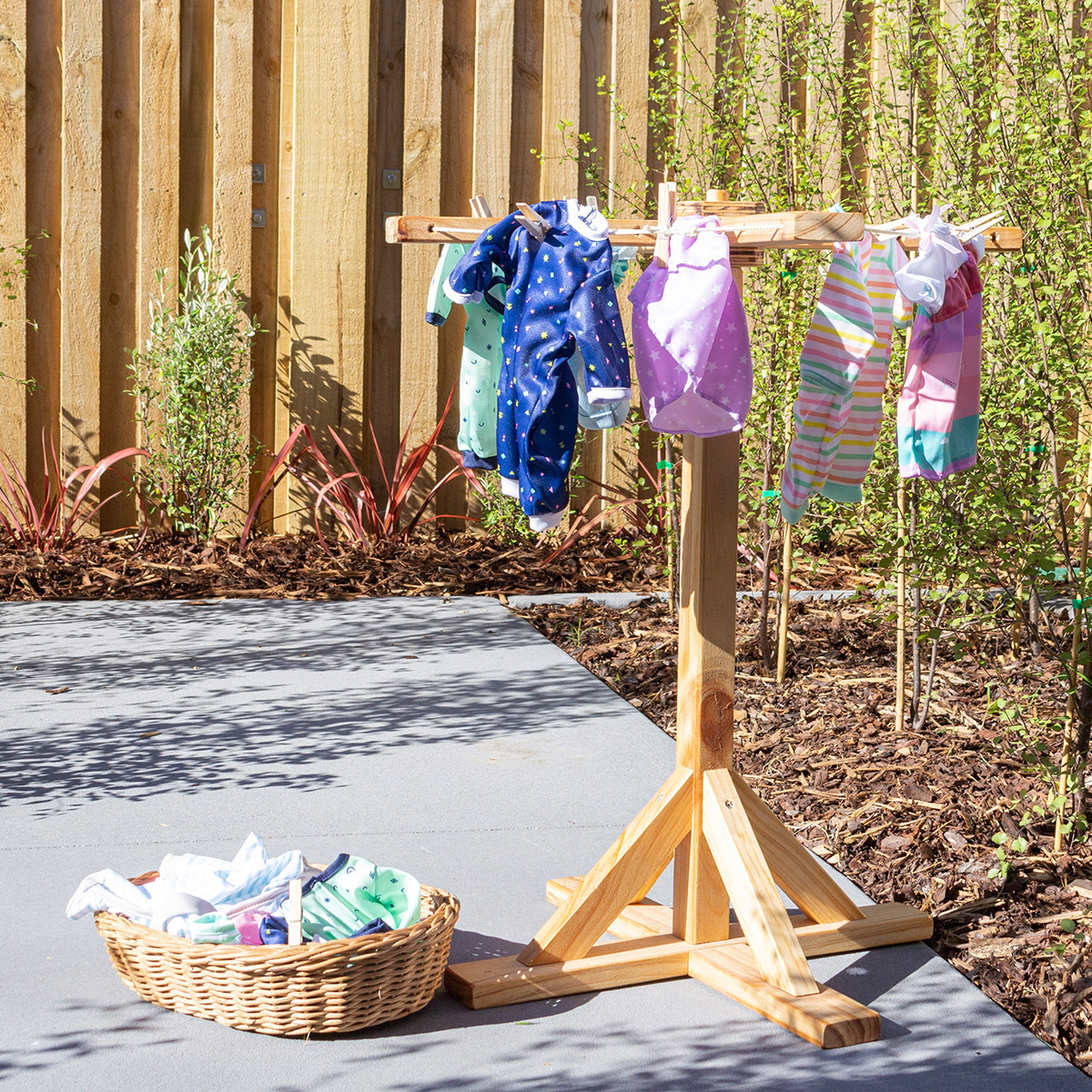 enspirement.co - NZ Upcycled Wooden Clothes Line